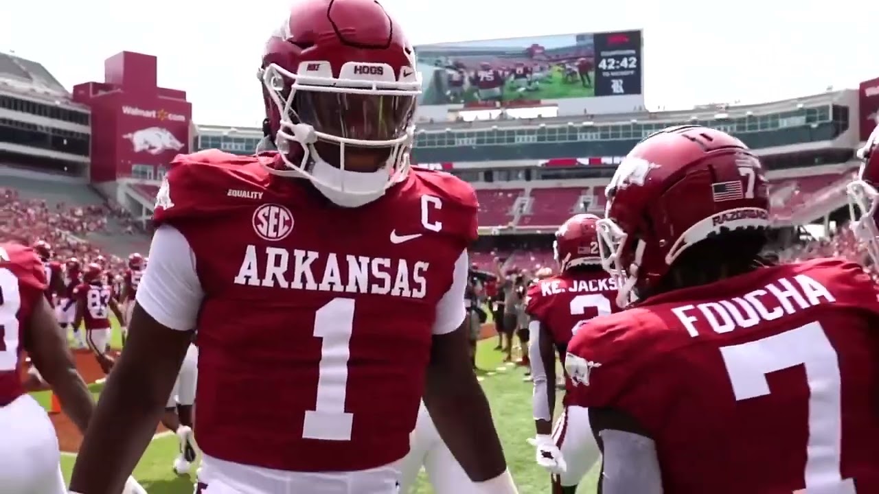 Arkansas Football: IT’S TIME TO PLAY LIKE A WILD BAND OF RAZORBACKS 👆🅰️ ...