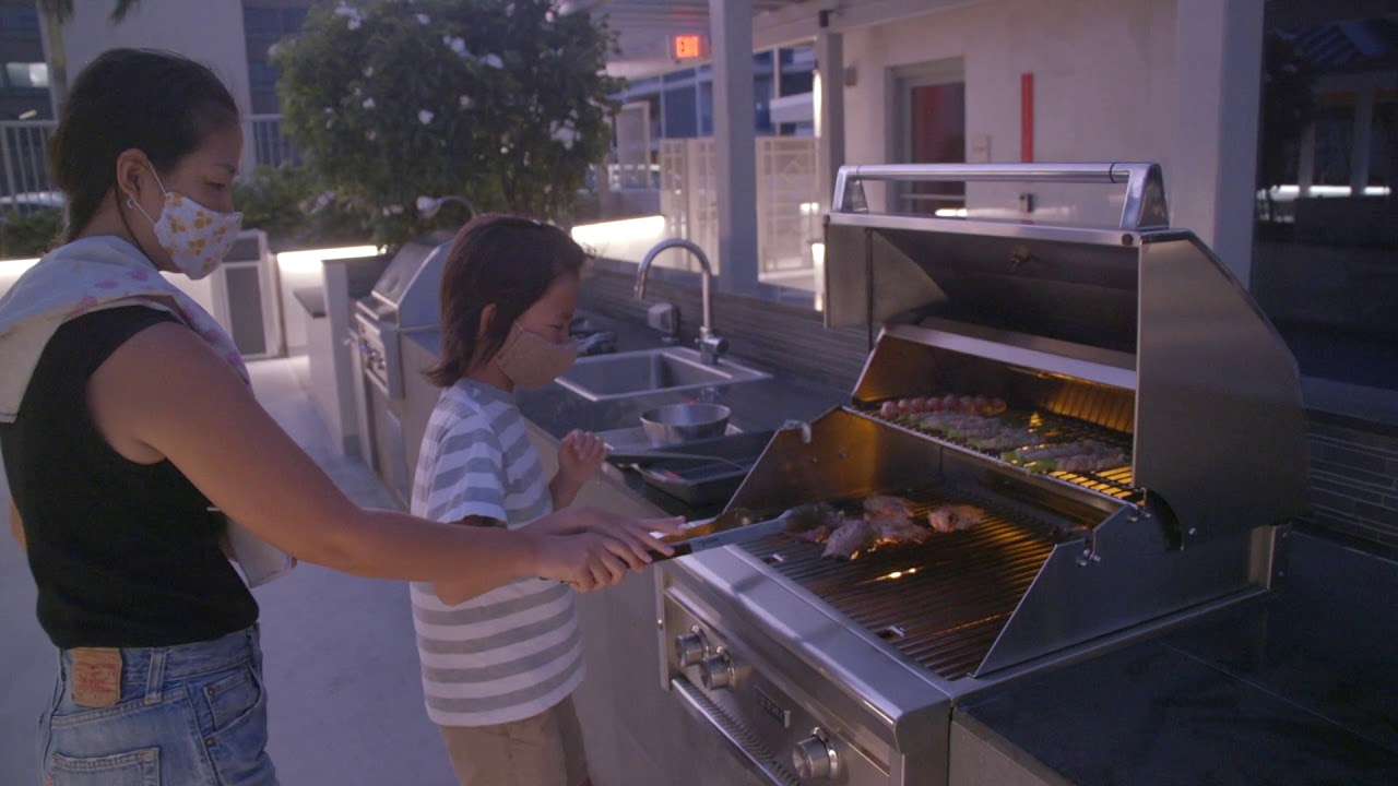 PETA (People Eating Tasty Animals) - YouTube