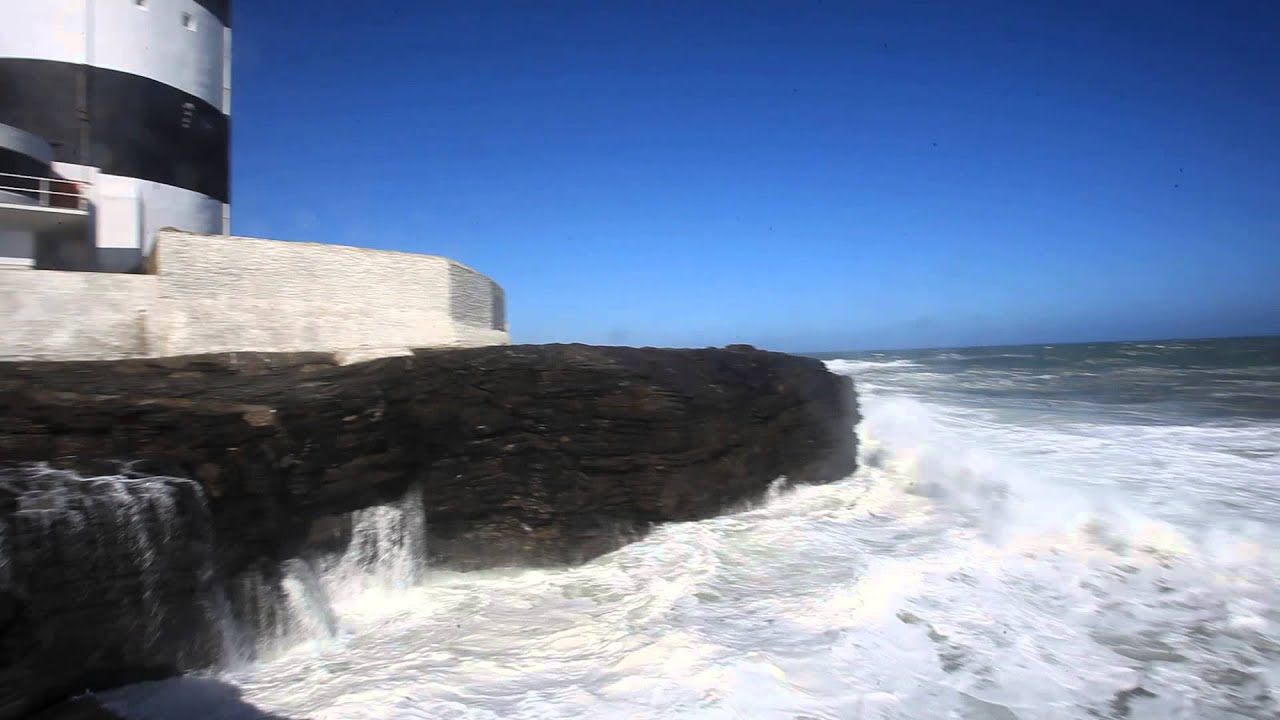 Hook Head lighthouse storm - YouTube