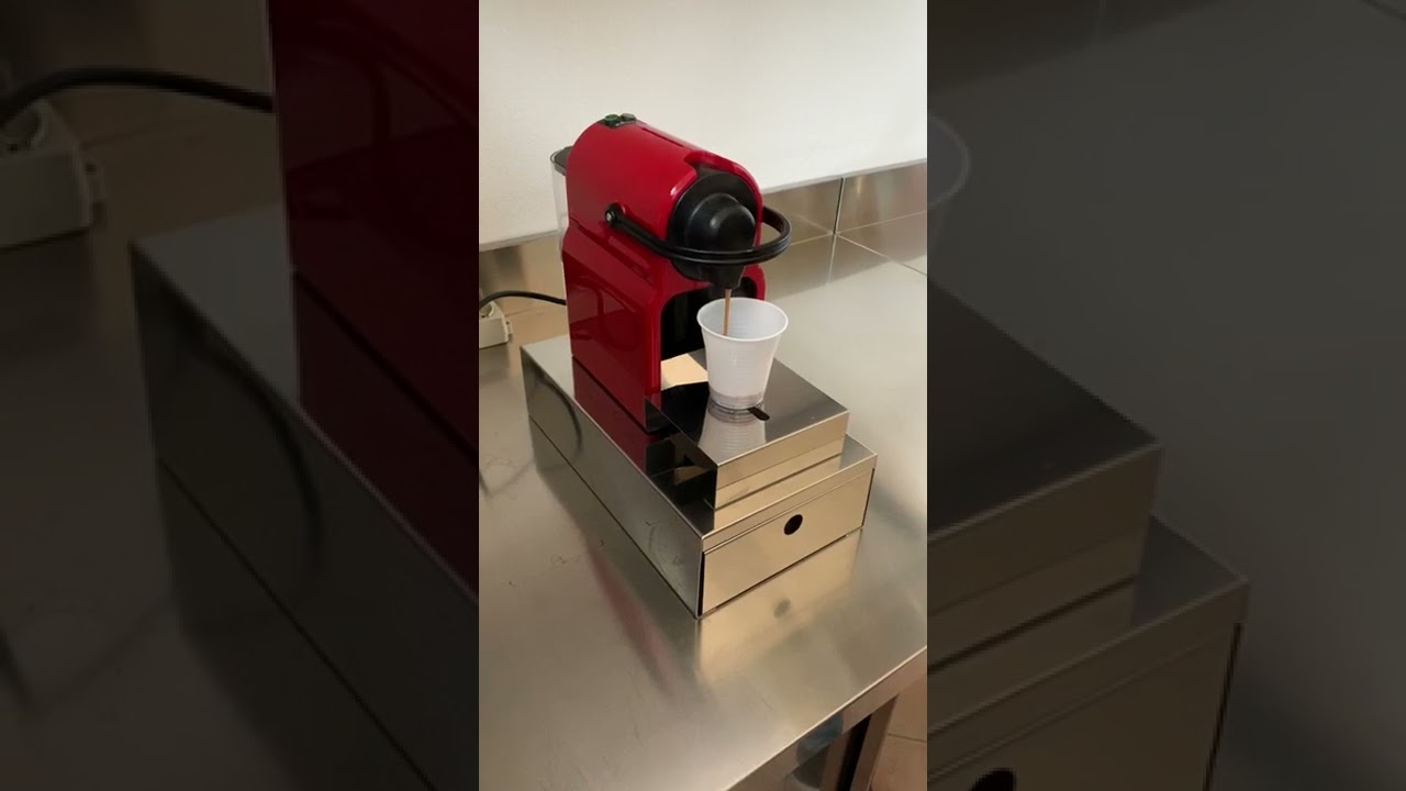 Capsules coffee machine base - YouTube