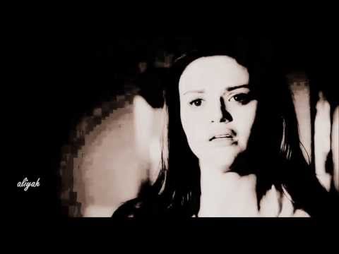 Lydia Martin || Carmen