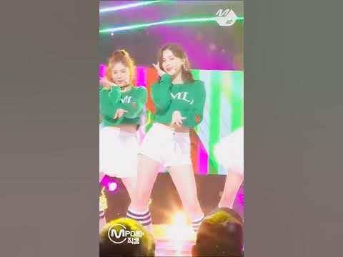 Nancy hookah bar editz #shorts #momoland #dance #viral shorts - YouTube