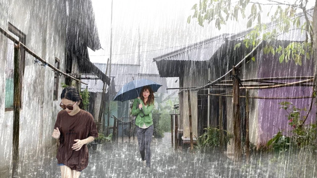 WILD THUNDERSTORM! ⚡🌧️ Intense Rain & Booming Thunder in Indonesia ...
