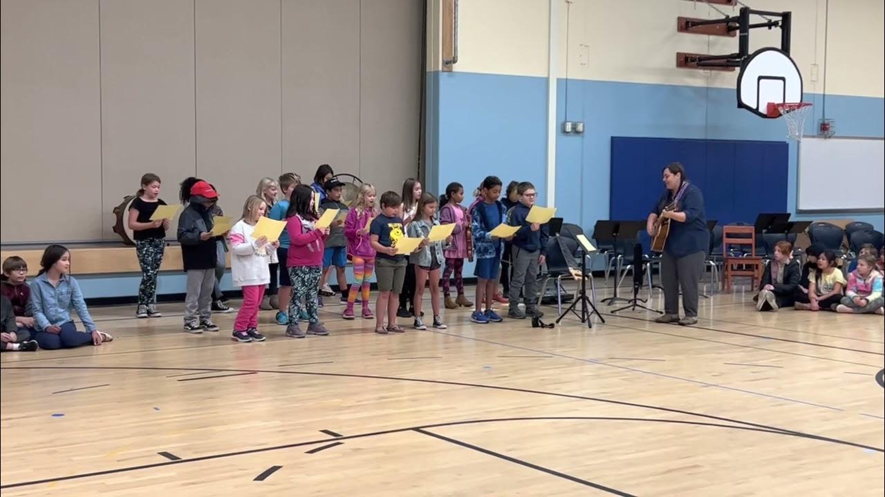 Bobcat Choir- Spooky Scary Skeleton Song - YouTube