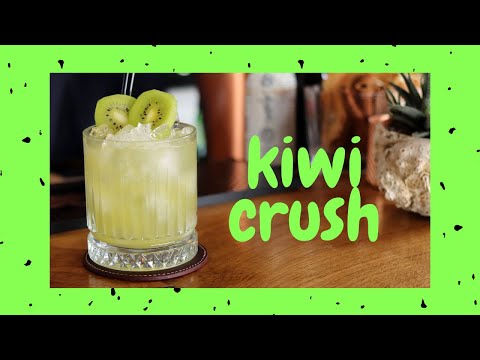 Kiwi Crush (Taze Kivi ve Ev Yapımı Mandalina Likörü ile)