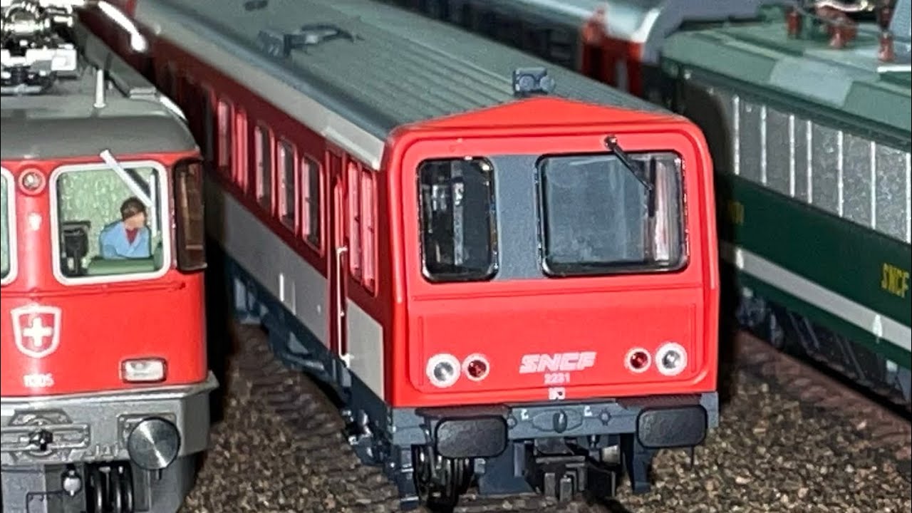Passage d’une rame autorail X2200, X2100 & Xr6250 rouge ho sncf à l ...