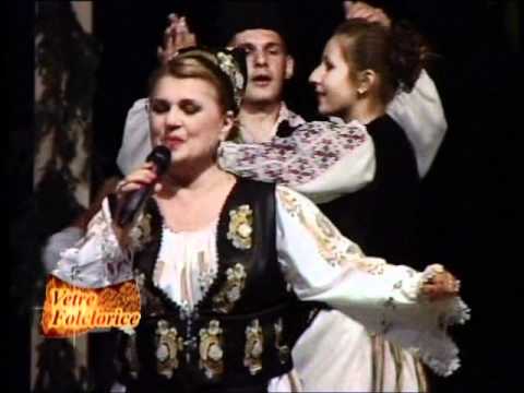 Nicoleta Voica - Selectie din recital la Festivalul Branzei si al Tuicii,Rasinari/Sibiu 2011