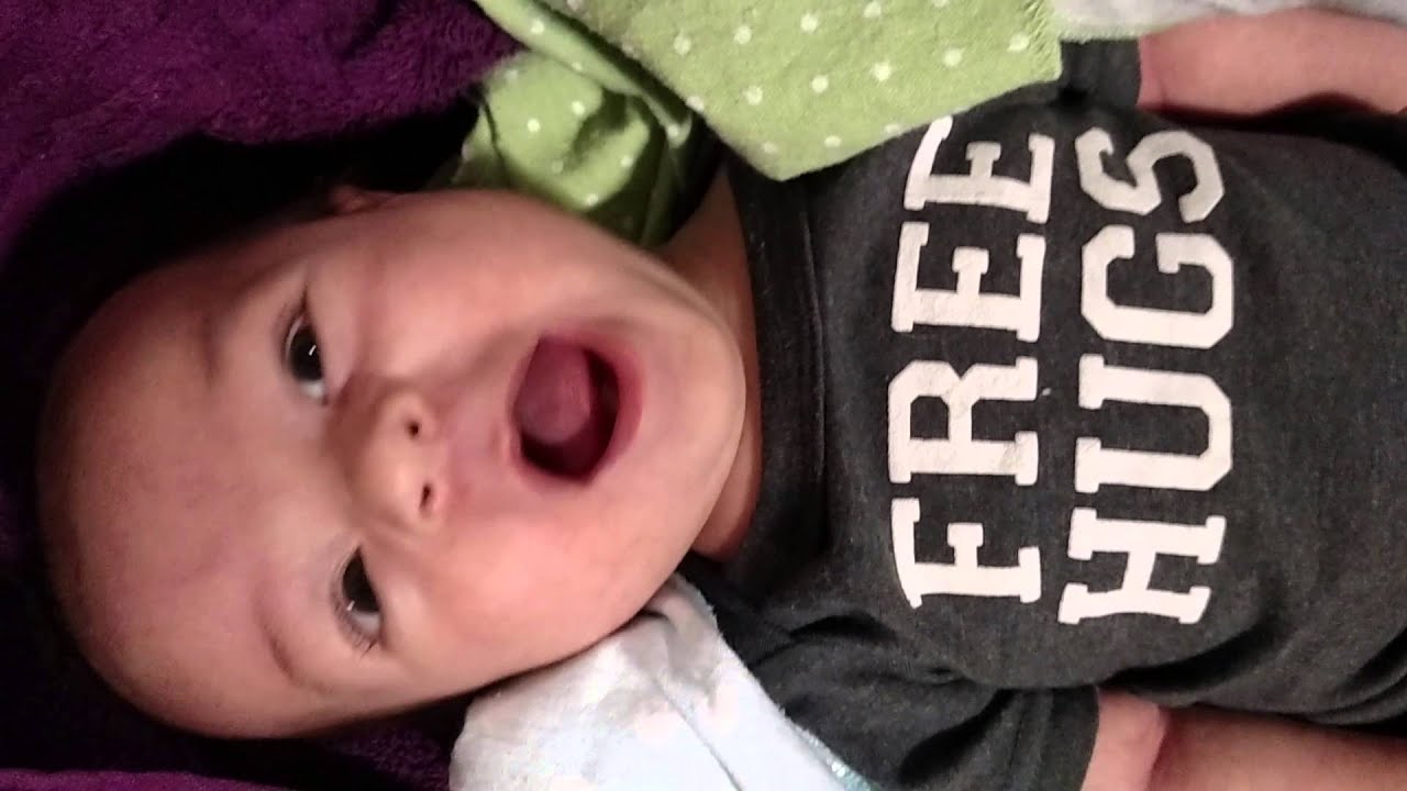 1 month old baby talking & cooing - YouTube
