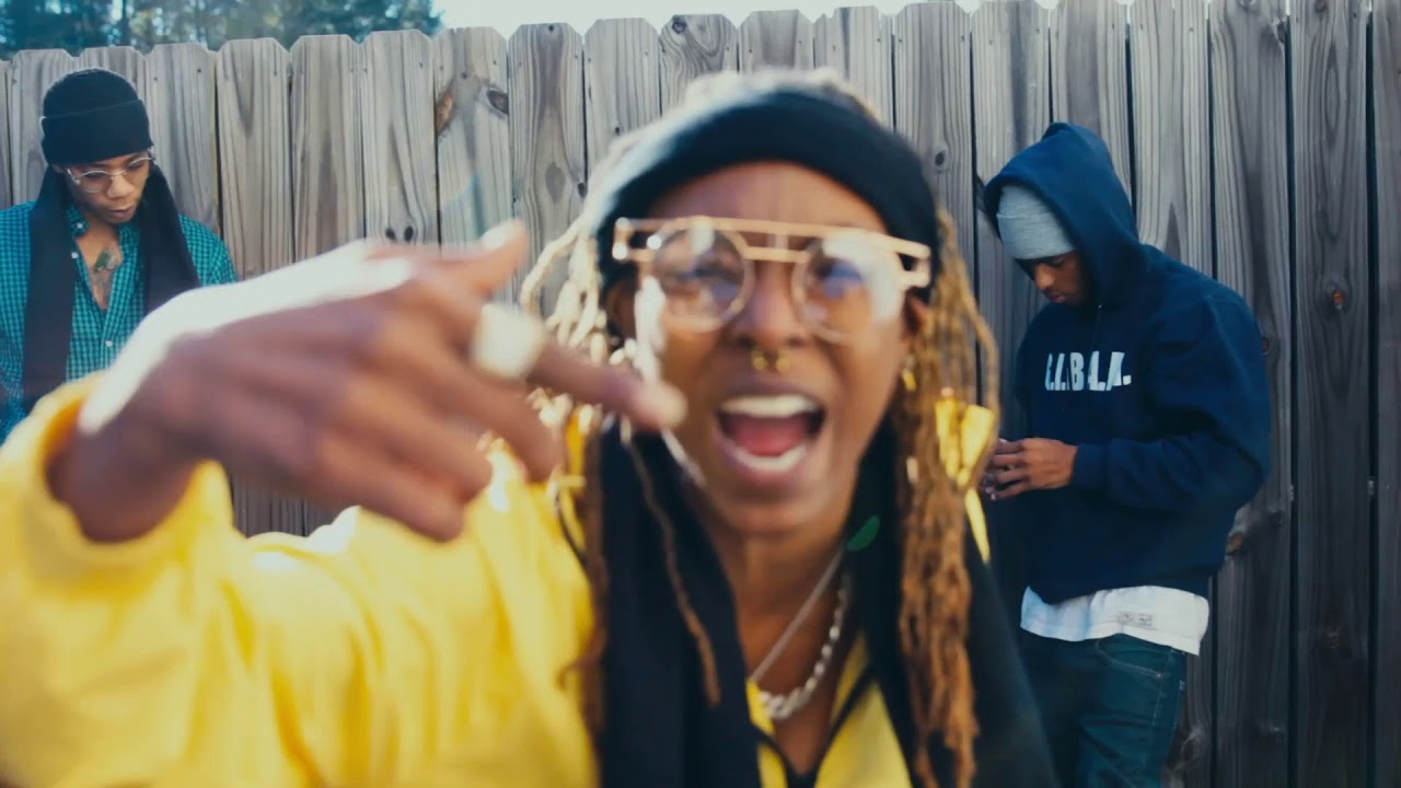 Levi The QueenPen - Gang Gang {{Official Video}} - YouTube