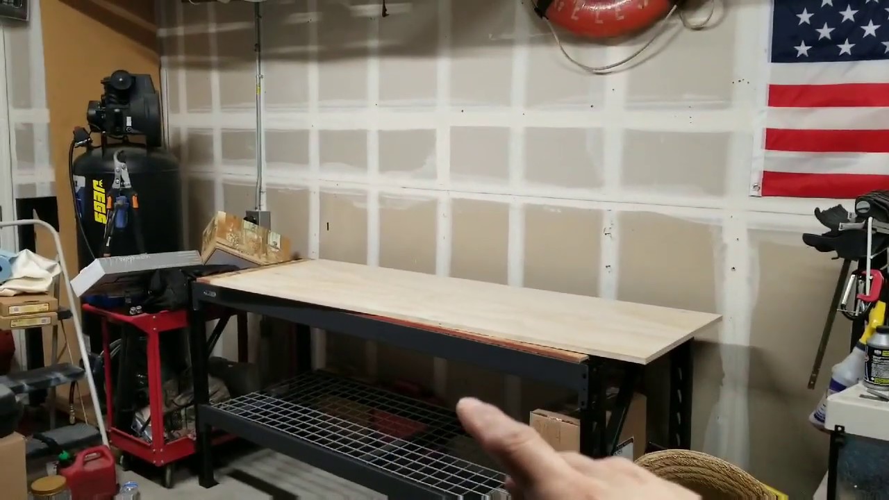 DIY Heavy duty work bench with adjustable shelves - YouTube