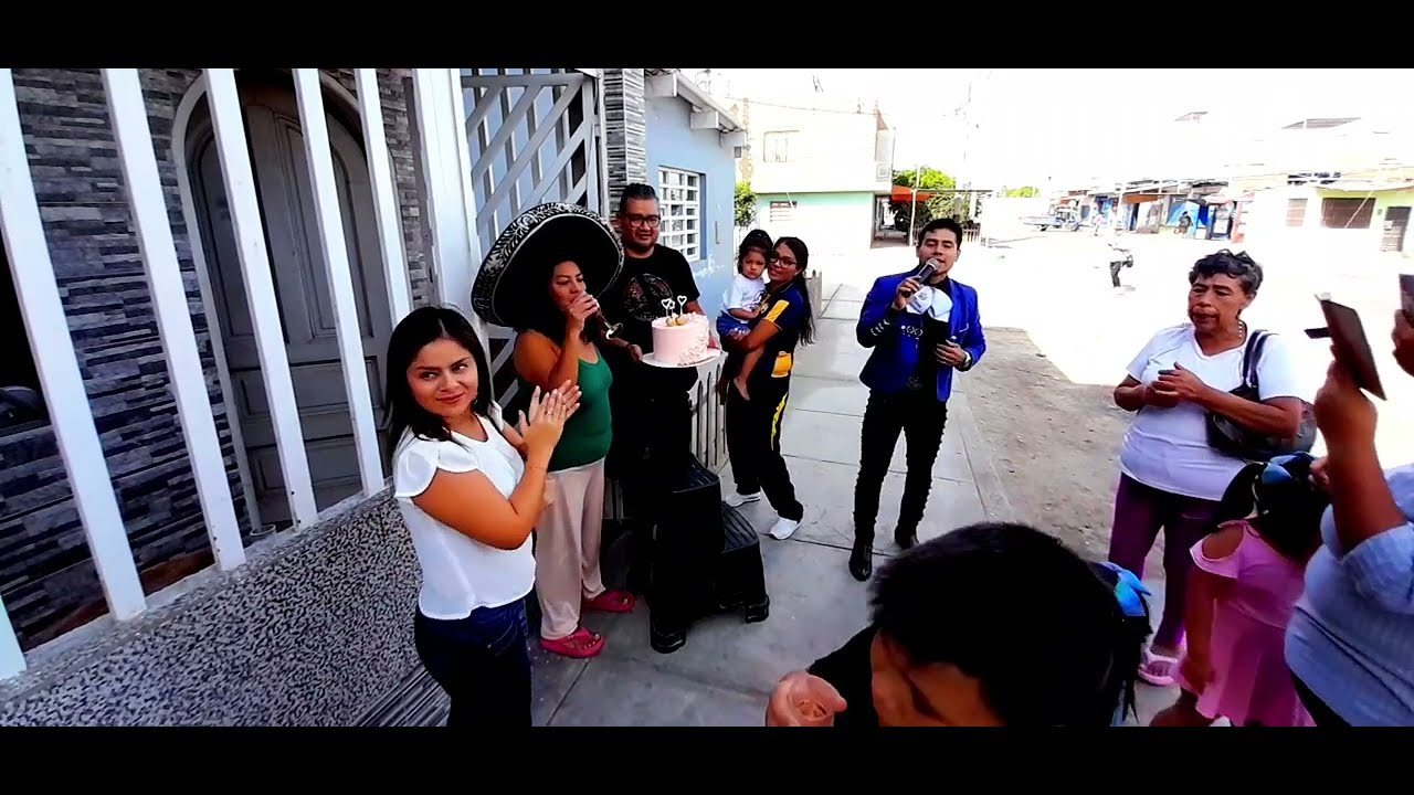 SERENATA PRESENCIAL PARA MARIBEL - YouTube