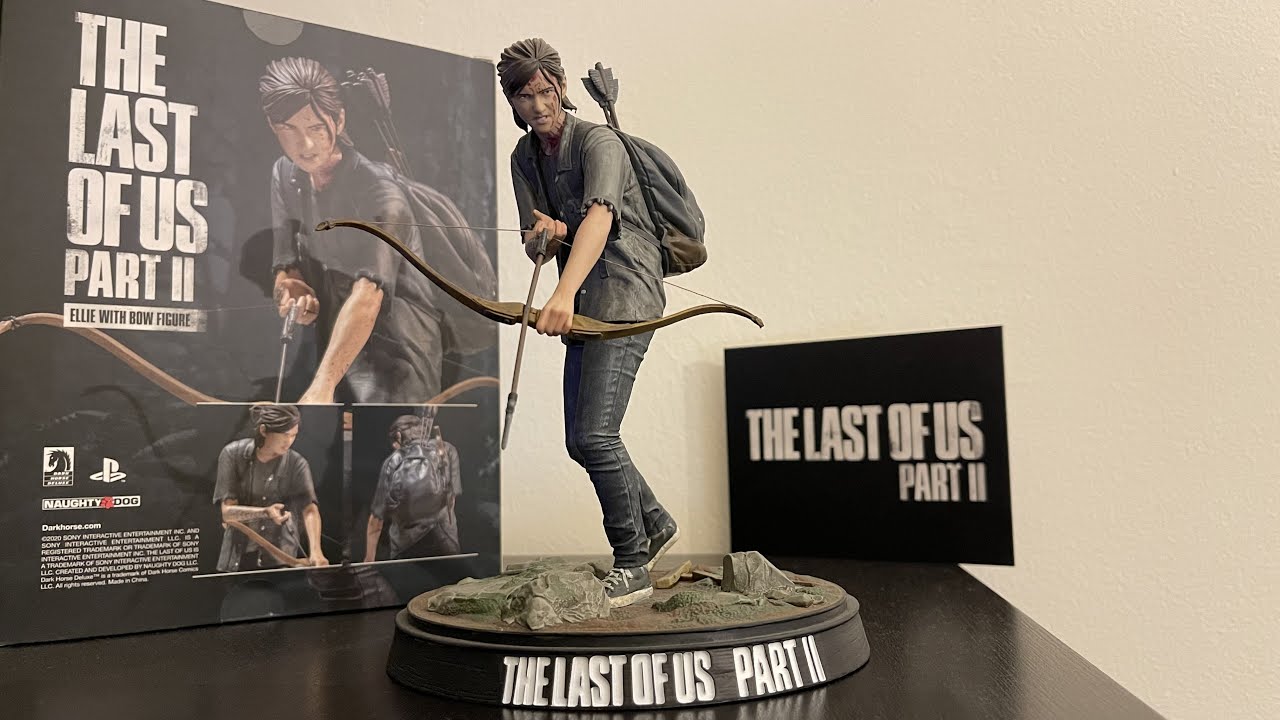 The Last of Us Part II Ellie With Bow Statue - Dark Horse - YouTube