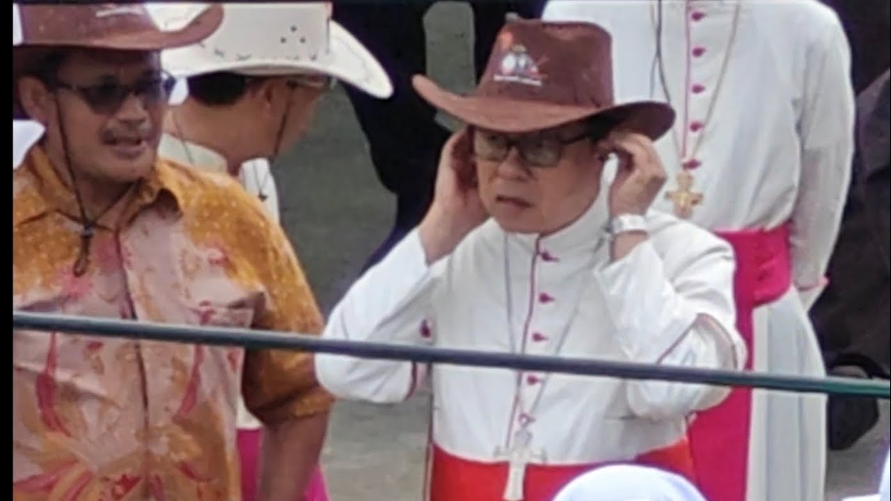 PERARAKAN EKARISTI ULTAH SATU ABAD SUSTER KFS. EKARISTI DI PIMPIN ...