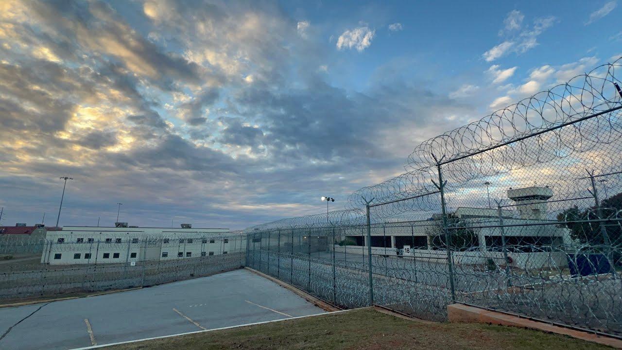 New cadets take classroom to prison for hands on instruction - YouTube