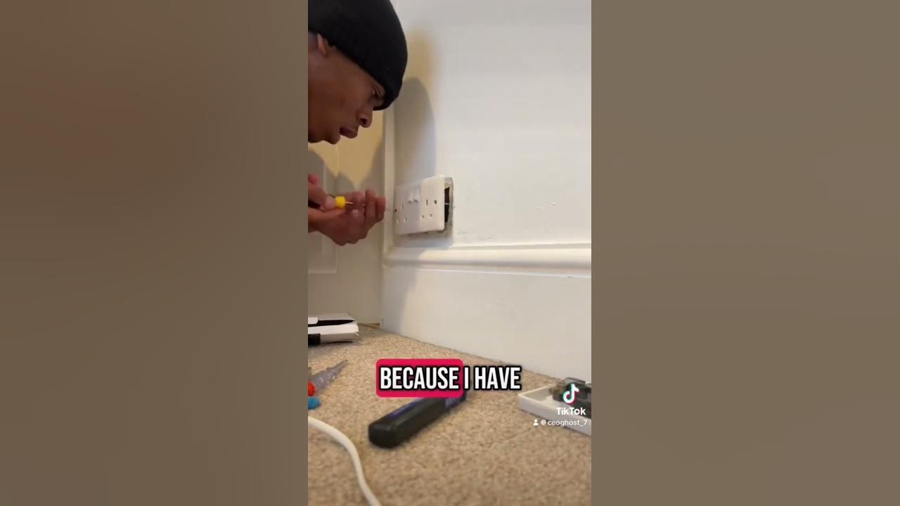 Watch Me Install a Double Socket. - YouTube