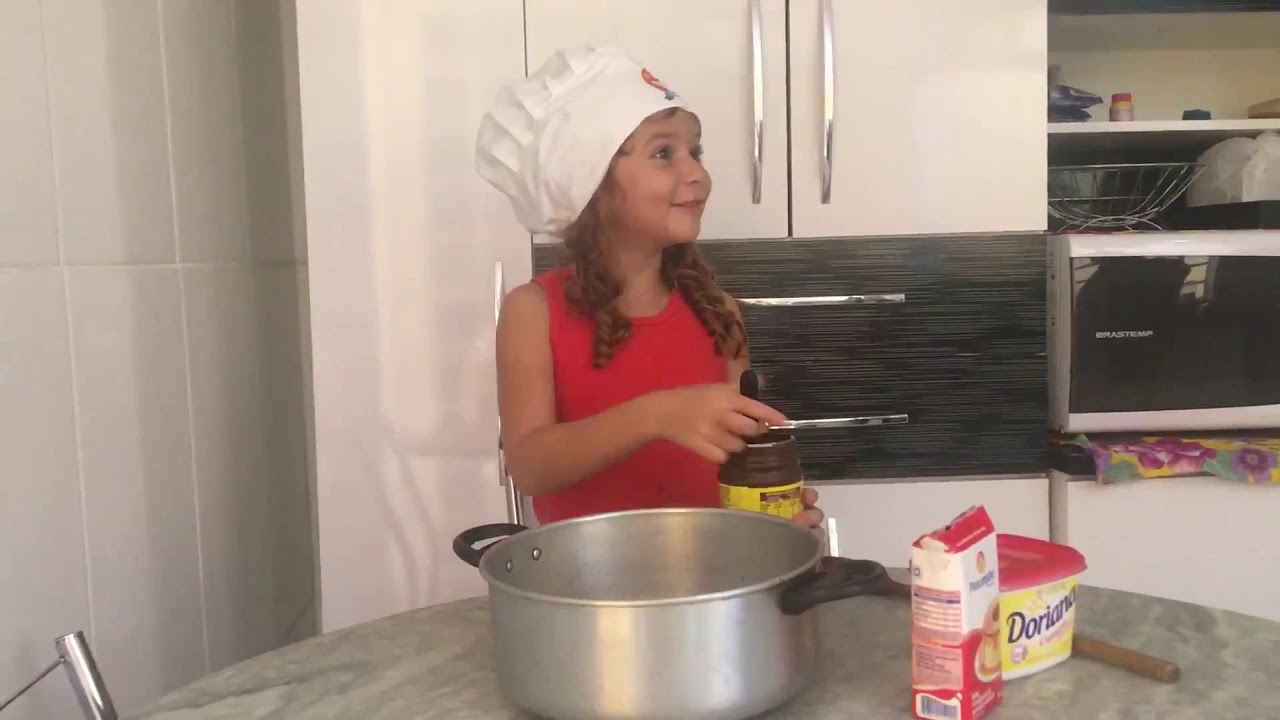 Receita de brigadeiro com a Brendinha! 😋 - YouTube