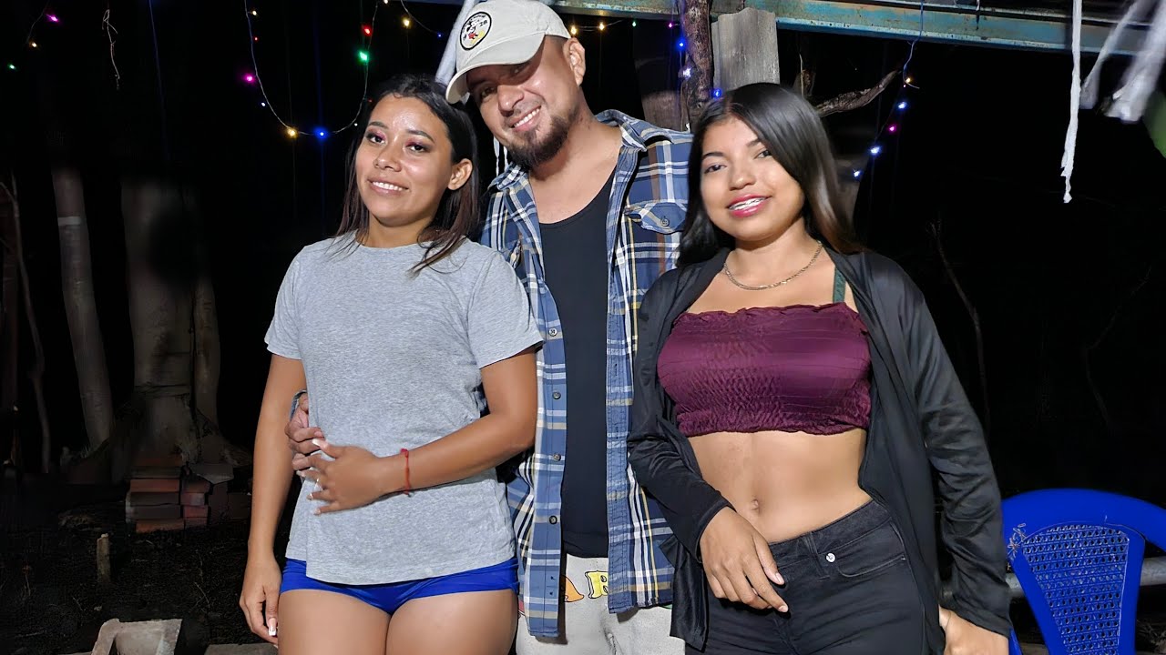 Primer en vivo con las chic@s del 2025😊 - YouTube