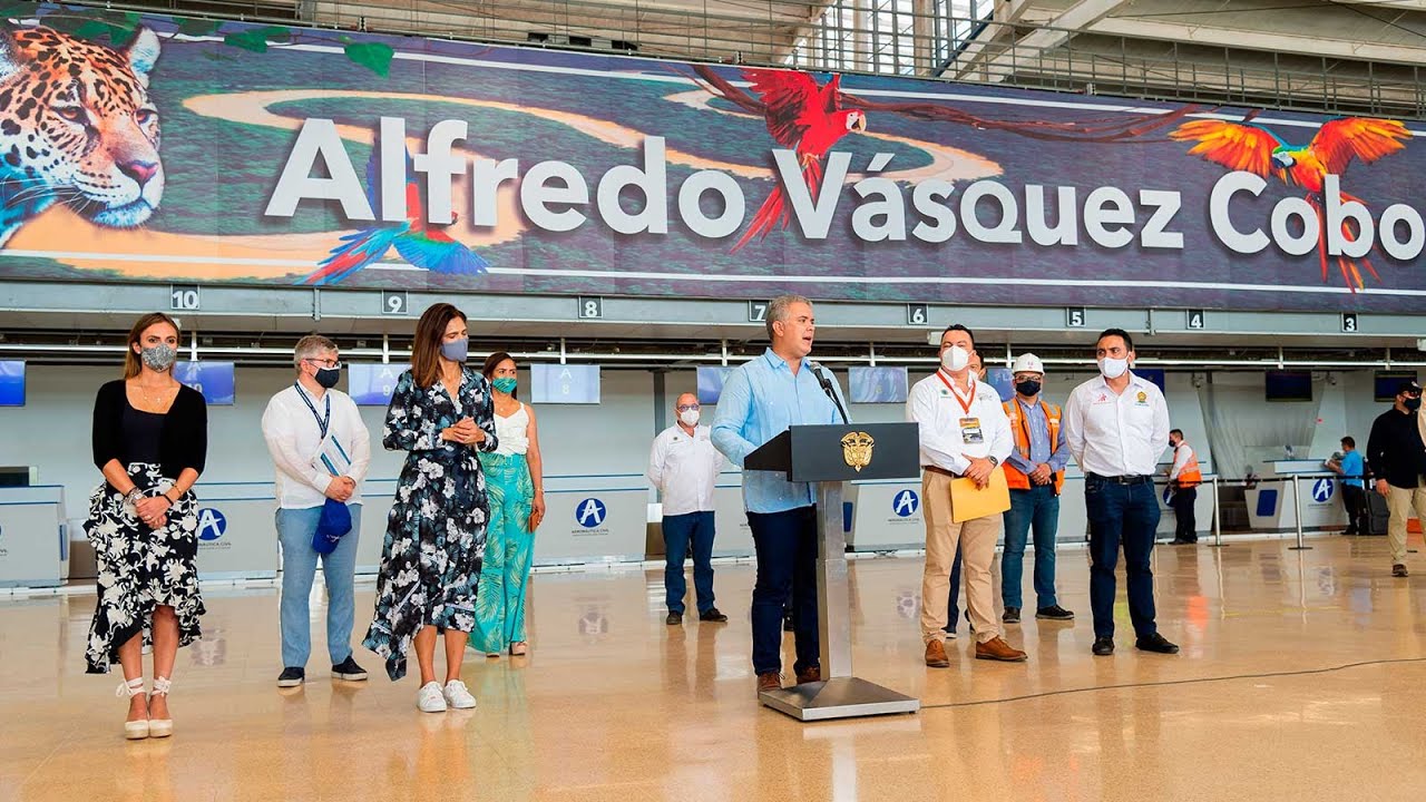 Presidente Iván Duque en la entrega de la remodelación del Aeropuerto ...