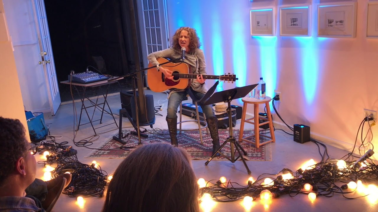 Brenda Kahn Live at Ejecta Projects Art Gallery, Carlisle, PA 2019 ...