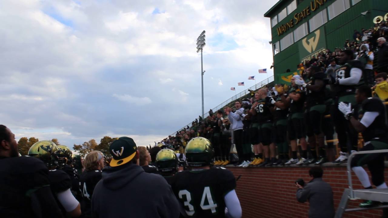 Wayne State University Fight Song - YouTube