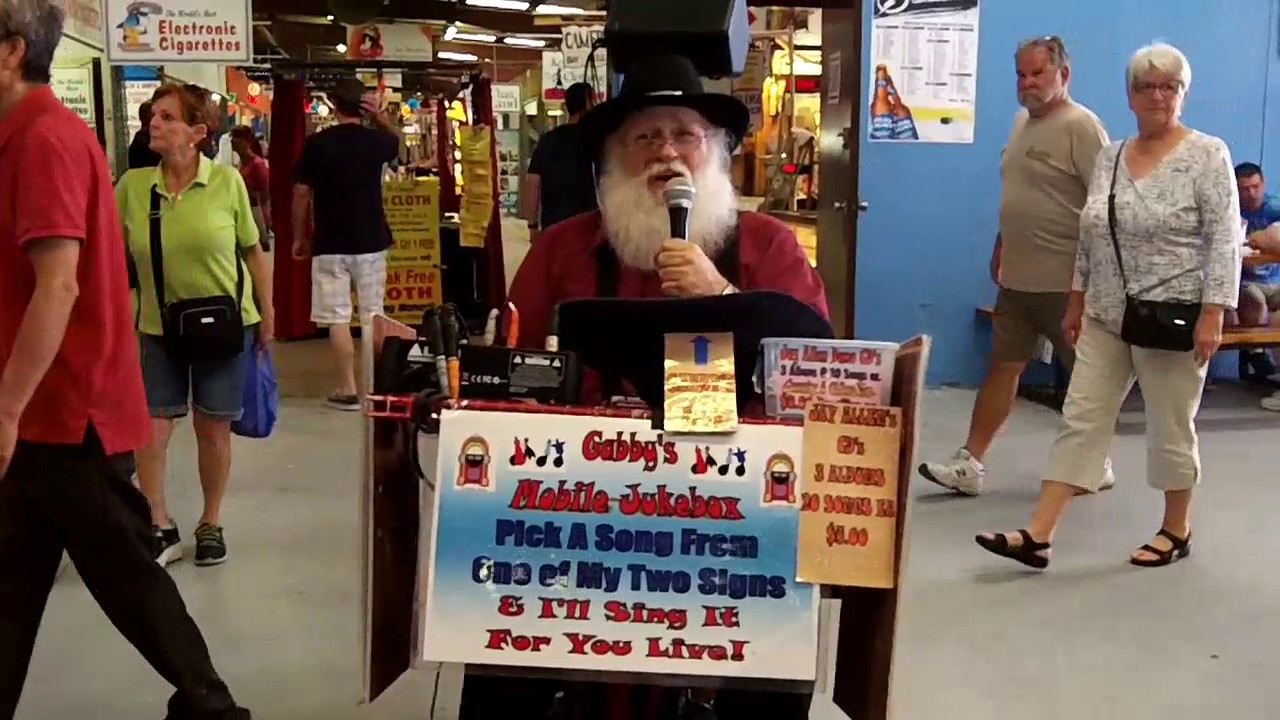 Gabby Sings Rockin Robin - YouTube