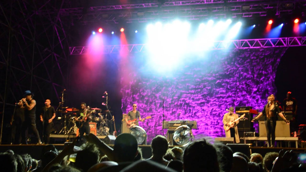 D'Angelo - Untitled (How does it feel) - Live Milano 2015 - YouTube