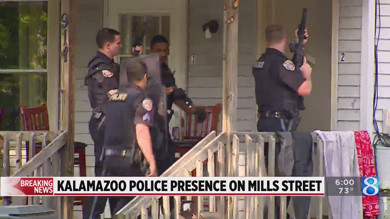 Police investigate home in Kalamazoo - YouTube
