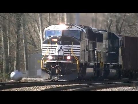 Norfolk Southern M75 SB w/ NS 2611 SD70M Leading! Mableton,Ga 01-23-2014© - YouTube
