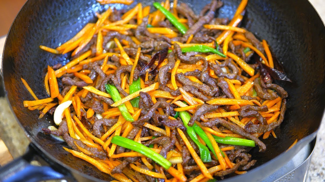 Chinese Home-cooked Beef and Carrot Stir Fry Recipe - YouTube