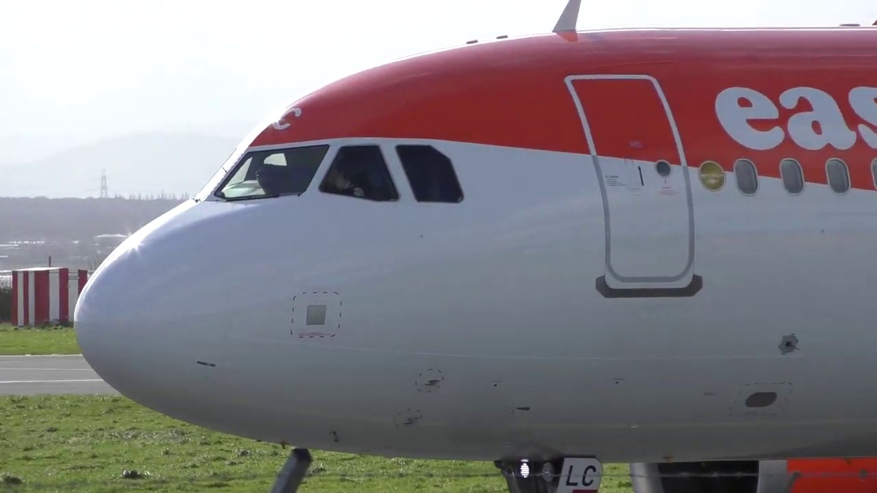 EASYJET SUPER CLOSE TAKE OFF ATC - YouTube