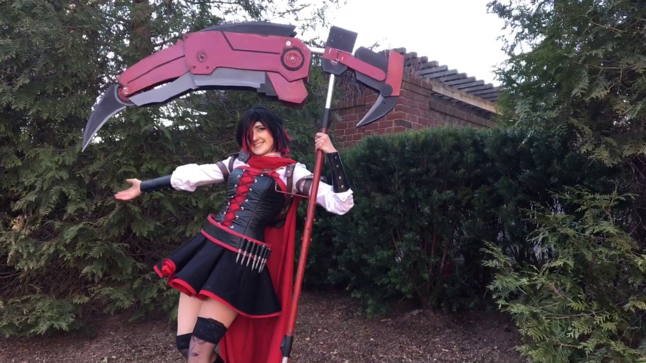 Transforming RWBY Ruby Rose's Crescent Rose Cosplay Prop at Katsucon ...
