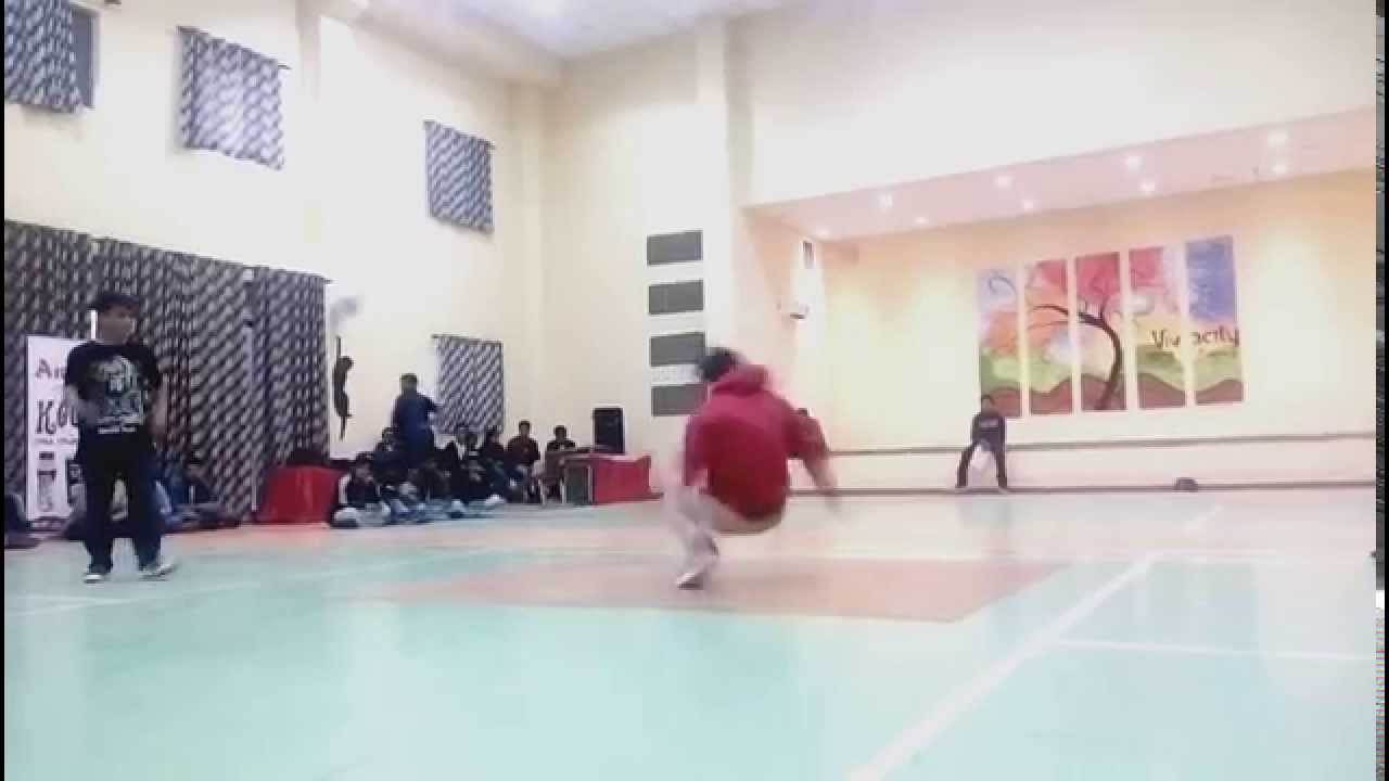 Street dance ..Face OFF Between two elite dancers - YouTube