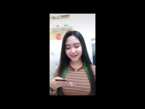 Kumpulan video tiktok selebgram cantik dan montok putri andani