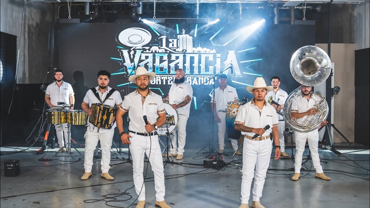 La Vagancia Norteño Banda - (Devuelveme La Vida ) - YouTube