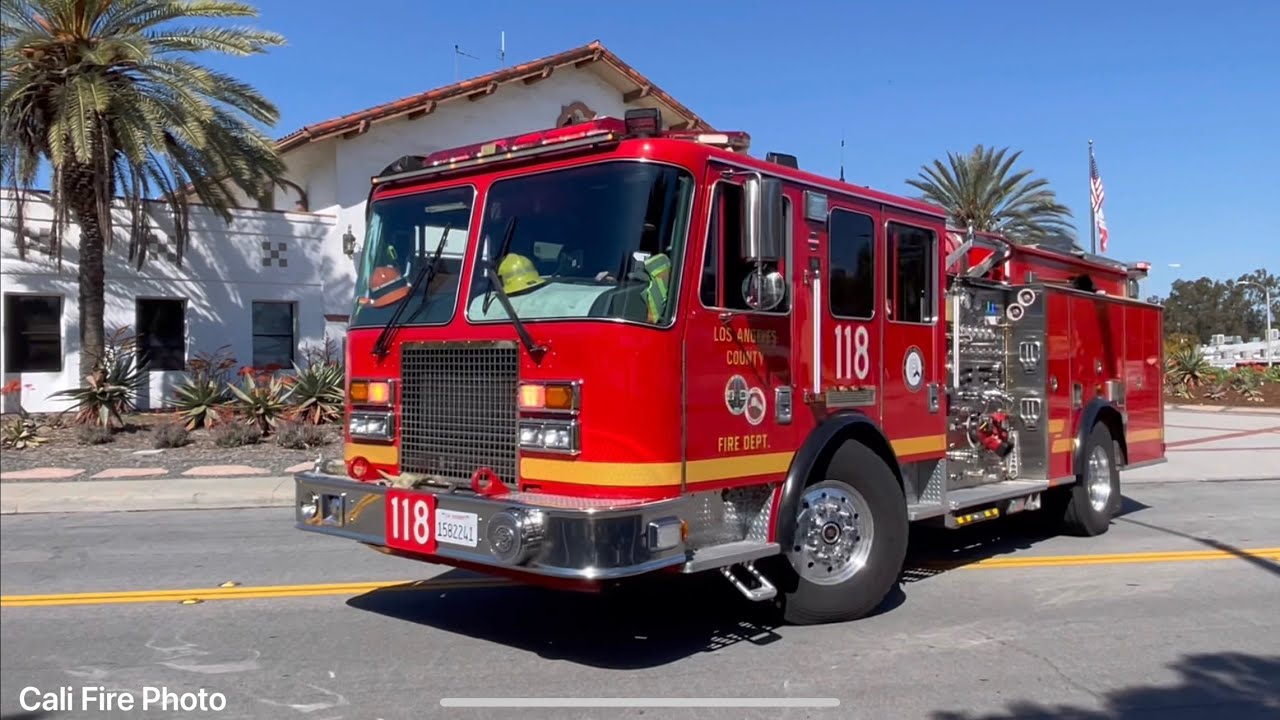 ( Reserve ) LACoFD Engines 26 & 118 Responding - YouTube