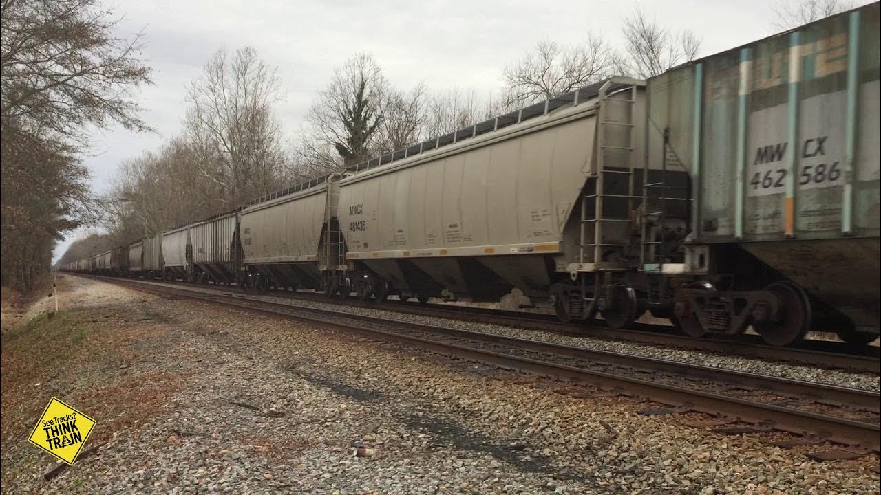 NS 4233 (GE AC44C6M) leads NS 41N - YouTube