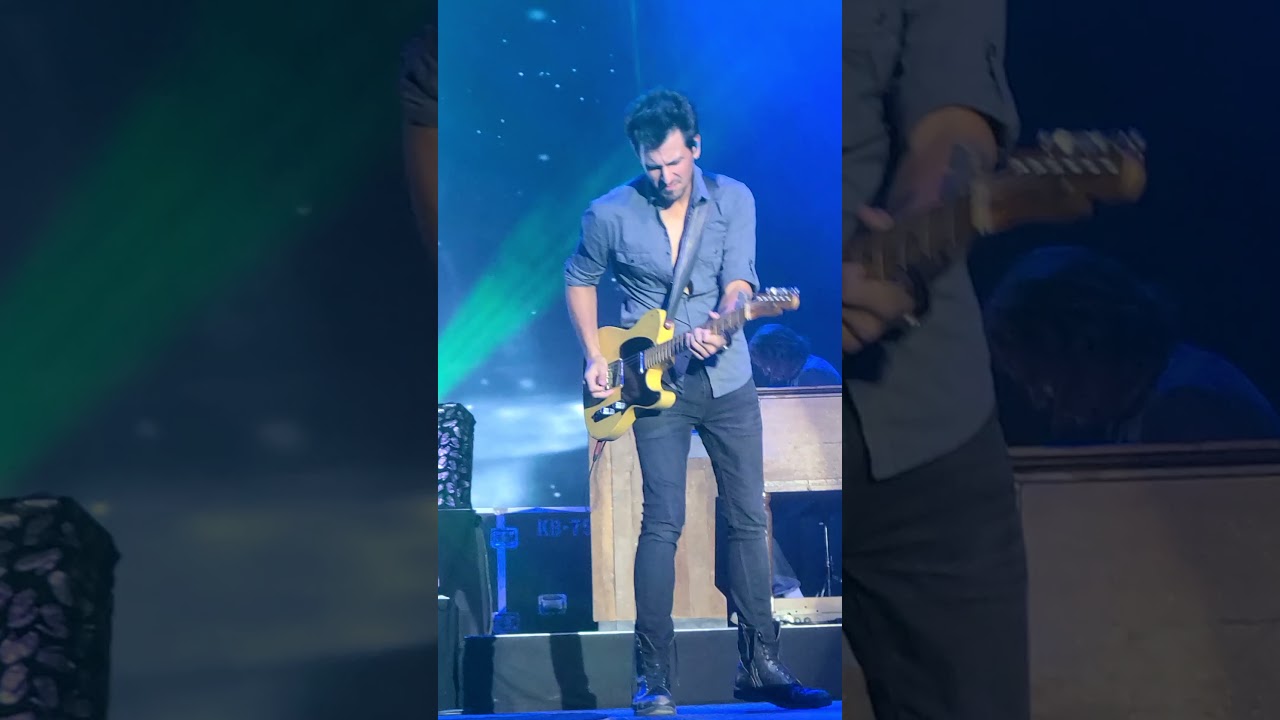 Gary Allan Smoke Rings In The Dark 2021 The Bomb Factory - Dallas, TX ...