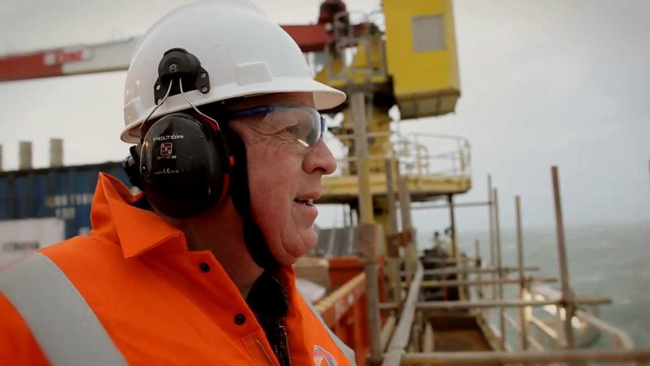 Working at Total E&P Nederland - YouTube