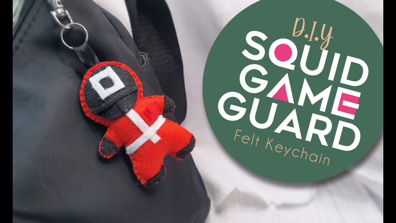 DIY Felt Squid Game Guard Keychain - YouTube