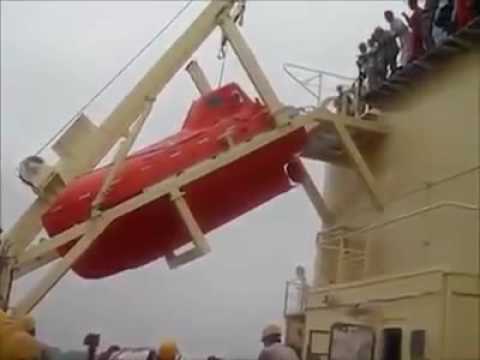 Free fall lifeboat launching accident video//%/ - YouTube