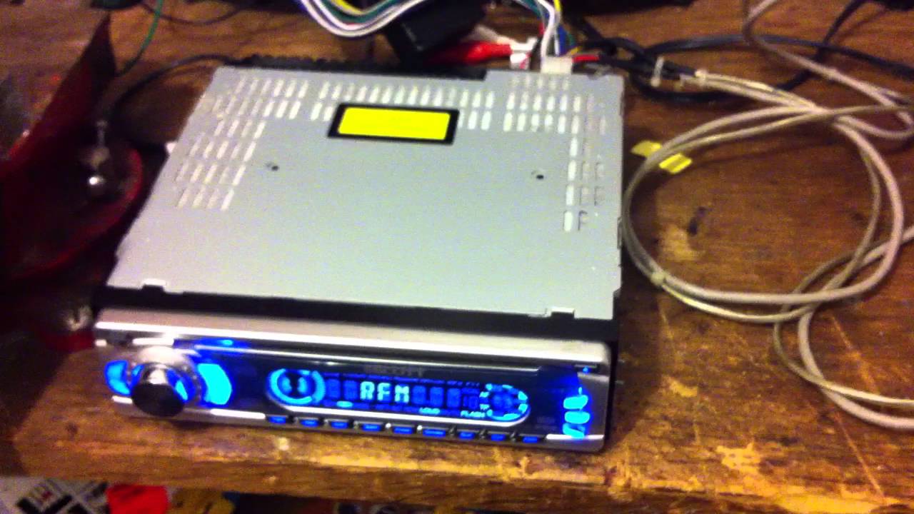 Modification autoradio Instructable DIY - YouTube