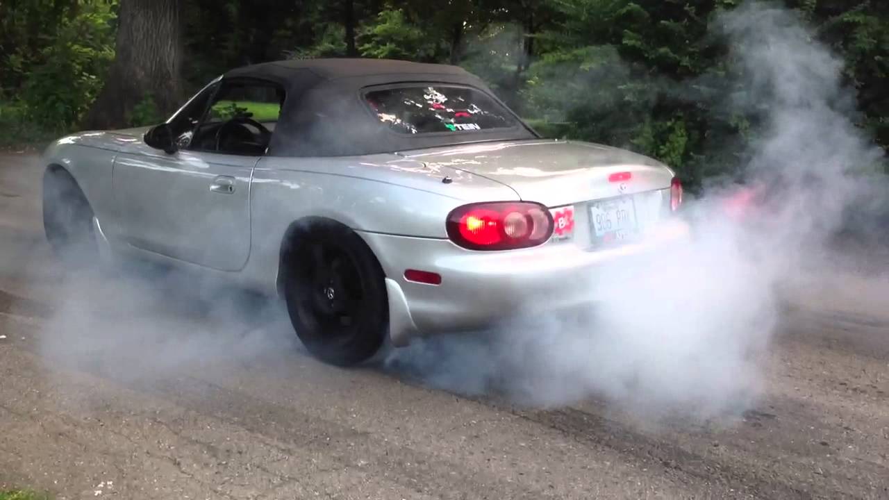 Miata Mx5 burnout - YouTube