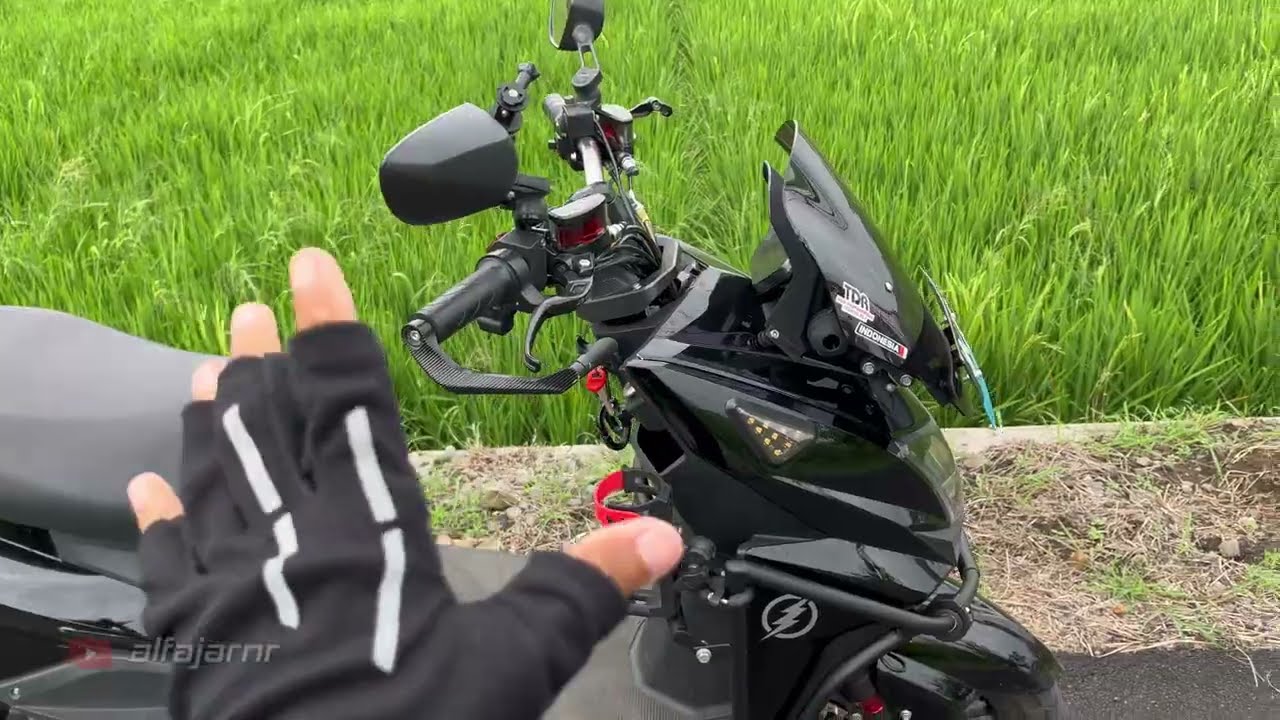 VOLTA 401 PASANG VISOR ADV - YouTube