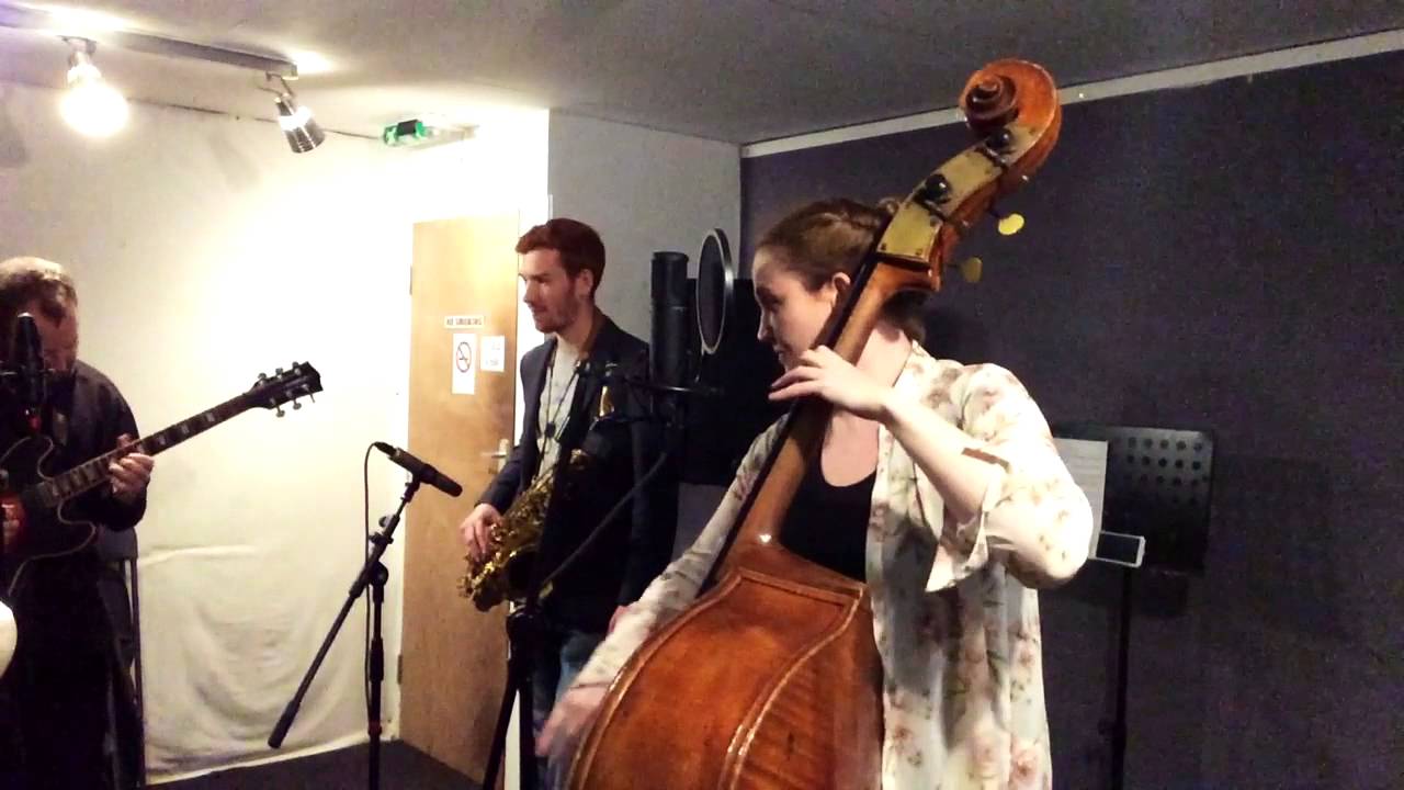 On The Sunny Side Of The Street - Charlie Pyne Quartet - YouTube