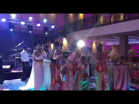The best traditional welcome dance at wedding - YouTube
