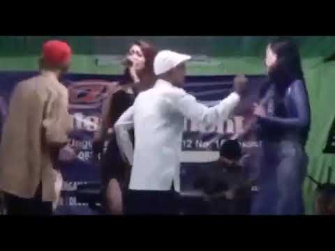 kake ini yg nyosor.  #kocak #dangdut