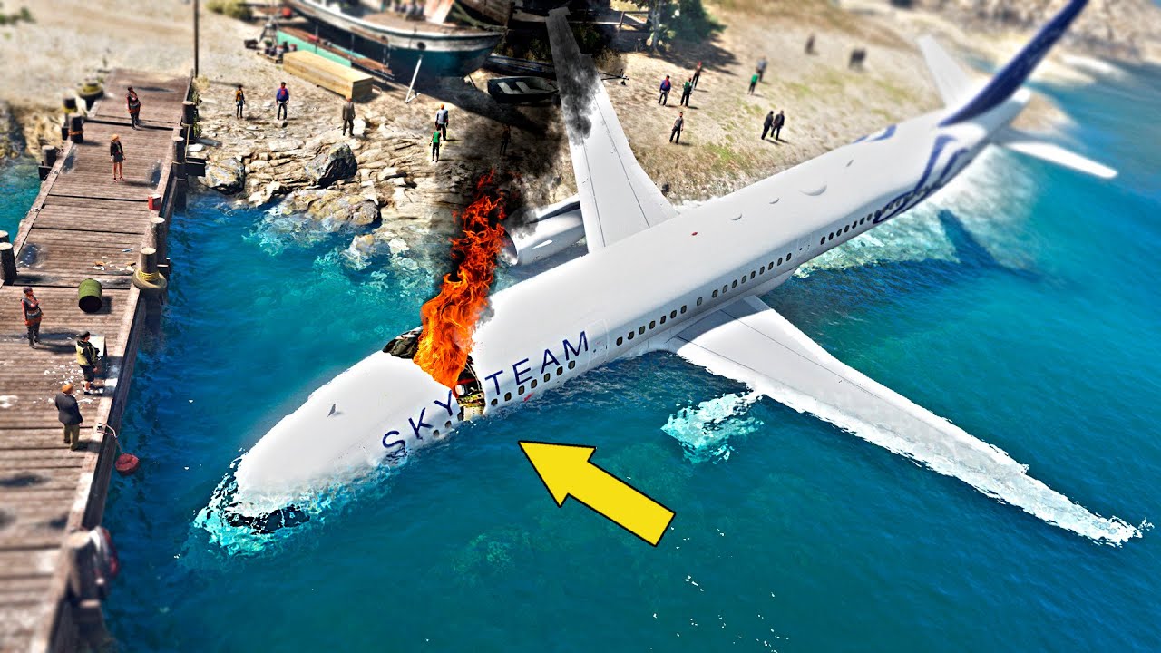 Hard Landing on Water after Plane Explosion | Pilot Saved 100 ...