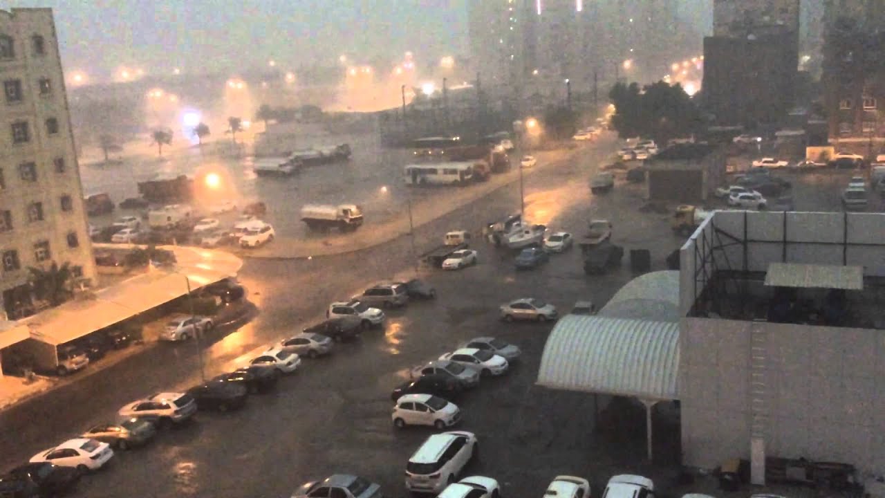 Heavy rain in Kuwait - YouTube