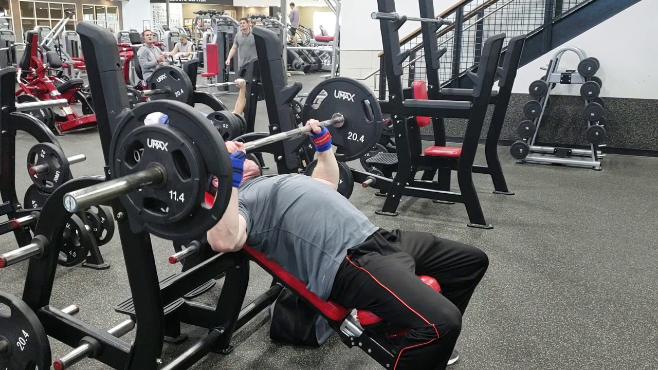 Incline Bench Press 185 Pounds 2 Pause Reps 1 Touch and Go - YouTube