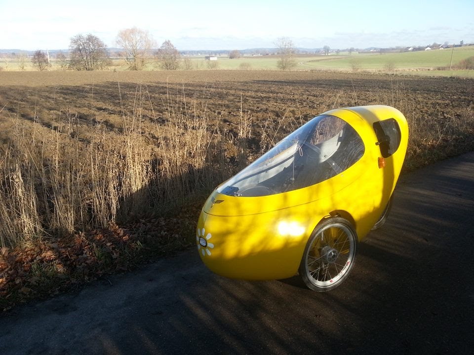 Leiba Classic Velomobil - 500w E-Motor - YouTube